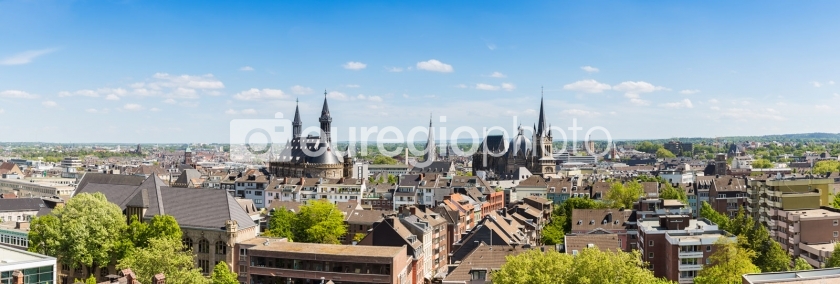 Aachen Panorama - Wandbild als Leinwand, Galeriedruck, Forex oder Alu ...
